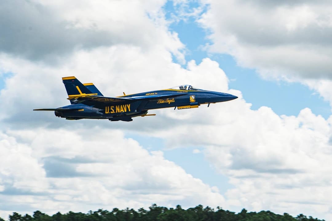 Blue Angels Received First Fa 18 Super Hornet 7402